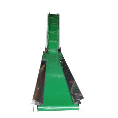 中国 スタイリッシュなPVCベルトコンベヤー 2.2 KW 鋼合金フレーム 販売のため