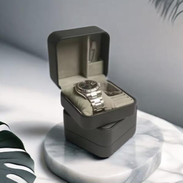 Quality Customizable Logo PU Leather Watch Travel Case Luxury Organizer Leather Watch Briefcase for sale