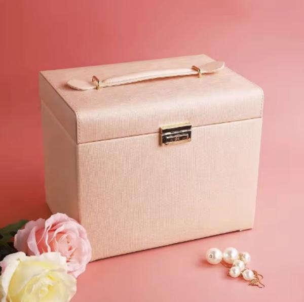 Quality Large Capacity PU Leather Jewelry Boxes With Mirror Custom Logo for sale