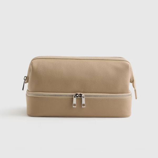 Quality Women Travel Leather Cosmetic Cases Water Resistant Dual Compartment Leather Makeup Box for sale