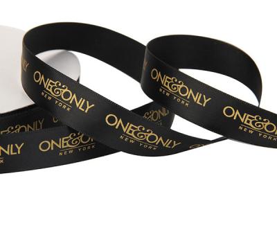 China Fita de Cetim Barata Com Logotipo Dourado Estampado a Quente – Fábrica de Fitas Personalizadas Acessíveis à venda