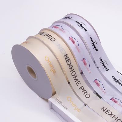 Nastro di satin di lusso con stampa del logo per imballaggi e eventi