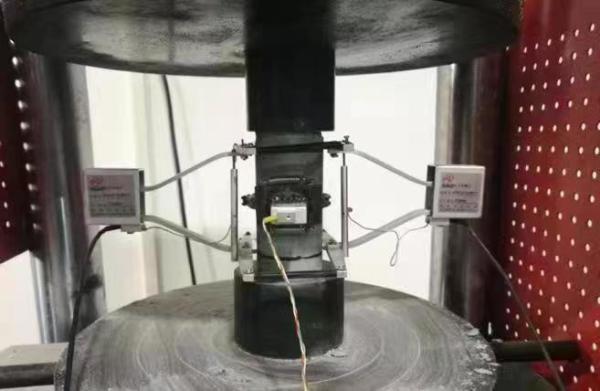 Quality 600KN Hydraulic UTM Machine Microcomputer Control Electro Hydraulic Servo for sale