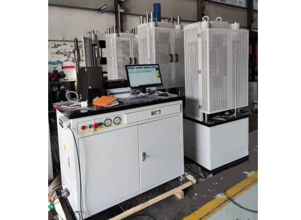 Quality Servo Hydraulic Universal Testing Machine 1000KN For Steel Rounds / Flats for sale