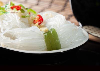 中国 ハラールの低炭水化物のこんにゃくヌードルの瞬間のこんにゃく粉の高い繊維 販売のため