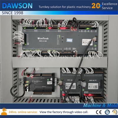 Cina 5L Doppia stazione Single Die Head Automatic HDPE Adblue Jerry Can Extrusion Blow Moulding Machine in vendita