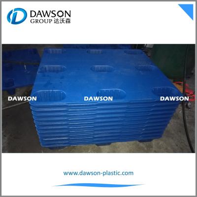 China Tool Boxes Extrusion Blow Molding Machine Plastic Pallets Accumulation for sale