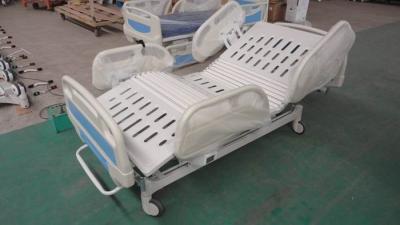 China Fully ICU Electric Hospital Beds For Patient With ABS Soft Joint Bedboard for sale