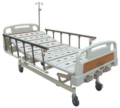 China Mobile Manual Hospital Bed For General Ward , Aluminum Alloy Side Rails for sale