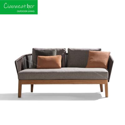Cina Modern Outdoor Furniture Sofa Set Customized Outdoor Rope Woven Teak Sofa Simple Solid Wood Leg Sofa Set Giardino in vendita