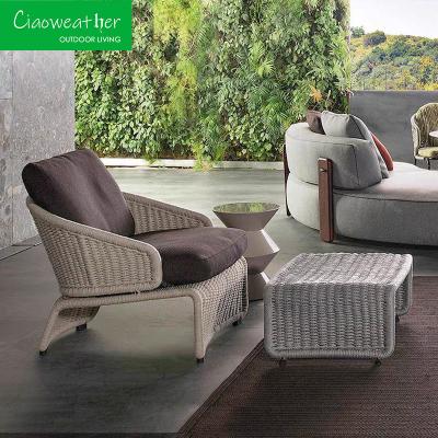 Cina Imballaggio per la posta Sofa di rotino semplice e moderno per cortile e balcone in vendita