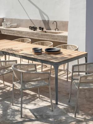 China Op maat gemaakte ontwerpen Luxe patio meubelset Eettafel van massief hout met tafelblad van teakhout en 6 stoelen van kunststof hout Te koop