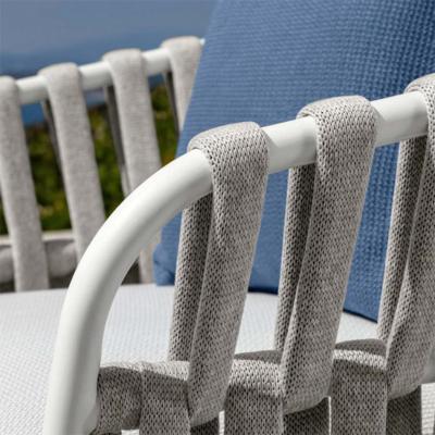 China Moderne buitenmeubelen Tuin Luxe Rattan Eetstoel met aangepast touw weven ontwerp Te koop