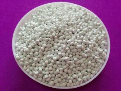 Cina Composto chimico della resina bianca di PFA Masterbatch per lo stampaggio ad iniezione in vendita