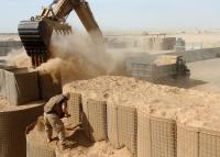China Elevated Sangar Hesco Bastion Concertainer , Hesco Baskets Galvanized Wire for sale