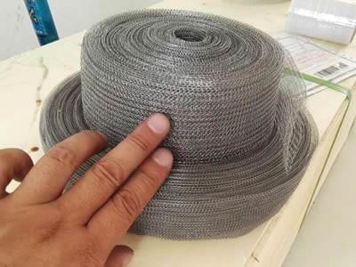 Cina Tubatura tricottata leggera della rete metallica dell'acciaio inossidabile resistente alla corrosione in vendita