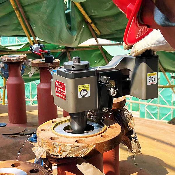 Quality 14 Inch Flange Facing Machine ID Mount Manual Portable Tool For On Site Flange for sale