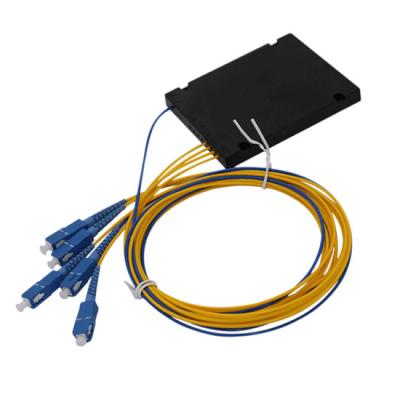 China ABS óptico del divisor de la fibra óptica del PLC del solo modo del divisor 1×4 del PLC encajonado con el conector del SC (7233213) en venta