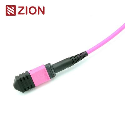 China 24 Vezels MTP Wijfje aan MTP Vrouwelijke OM4 3.0mm LSZH MTP Boomstamkabel Douanemeters Te koop