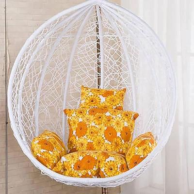 Cina Beautiful traditional egg shape rattan chair fitted with tufted cushion and headrest creates a relaxing yet sturdy cocoon of comfort in vendita