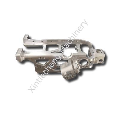 Cina Il tornio meccanico di CNC delle parti parte il CNC che lavora le parti a macchina su ordinazione dell'asse del motore di precisione in vendita