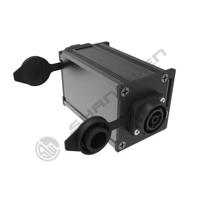 China Powercon  Connectors 2 X Power Strip Unit with Power Twist Input/output Power Splitter True 1 Breakout Box for sale