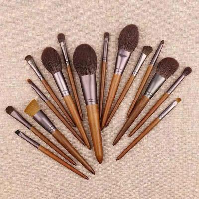 China High Quality Vegan Synthetic Make Up Brushes Luxury Professional Private Label Makeup Brush Set With Belt Bag for sale