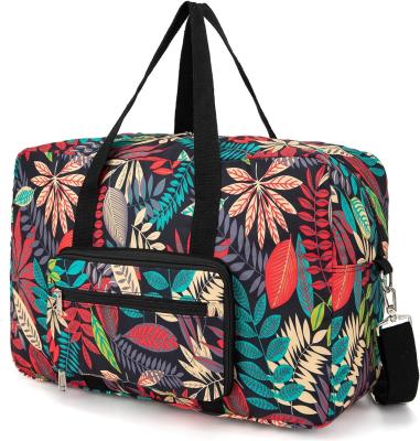 China Foldable Large Capacity Carry on Weekender Overnight Travel Bag with Pattern for sale