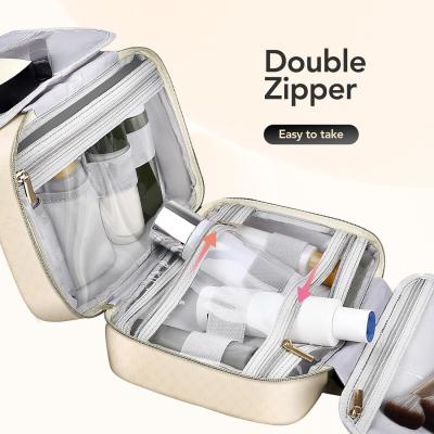 Cina Acqua resistente Toiletry bianco cremoso appeso Makeup organizzatore cosmetico sacchetto da viaggio per accessori da bagno full size in vendita