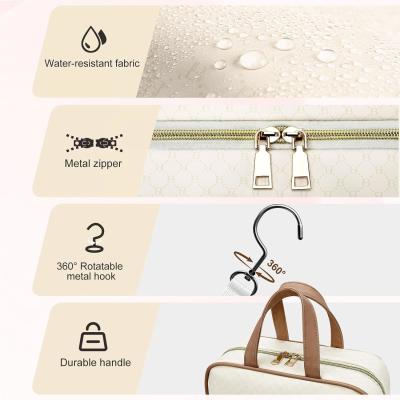 Cina Acqua resistente Toiletry bianco cremoso appeso Makeup organizzatore cosmetico sacchetto da viaggio per accessori da bagno full size in vendita