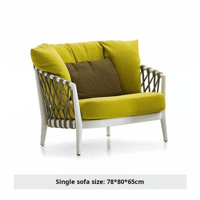 Cina Poltroncino di cotone da bambola morbida stile moderno giardino corda di rotino divano set per balcone patio in vendita