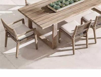 China Eettafel en stoel uit teakhout Te koop