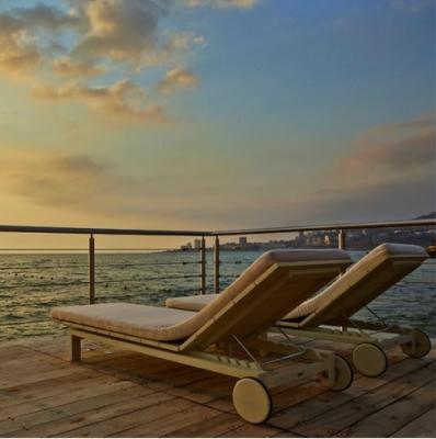 China Op maat gemaakt Luxe Pool Teak Hout Loungestoel met wielen Lesiure Bed Te koop