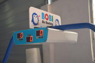 中国 Bobiの硬貨は娯楽2/4プレーヤーのための空気ホッケーのアーケード機械を作動させました 販売のため