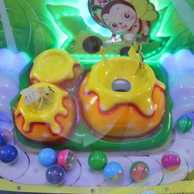 Cina Macchina dell'interno di estinzione del biglietto della macchina della galleria dei bambini della piccola ape per Game Center in vendita