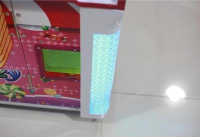 Cina L1.5 * W1.5 * macchina della galleria di H1.3m Candy, distributori automatici della via dei bambini 200W in vendita