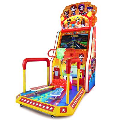 Cina Macchina eccellente di corsa di automobile dei giochi di sport della galleria del motorino dell'attrezzatura divertente di divertimento in vendita