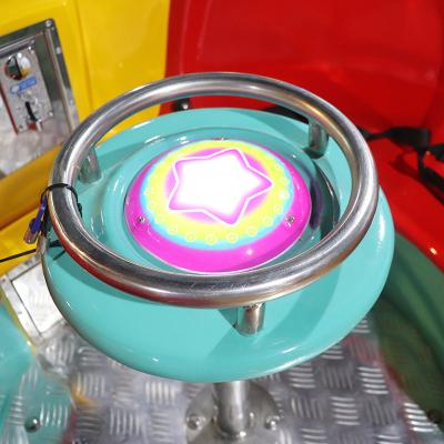 China Máquina de jogo do balanço dos passeios do Kiddie do divertimento do disco para o material para múltiplos jogadores da fibra de vidro + do metal à venda