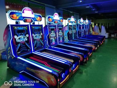 Cina Potere su misura a gettoni della macchina del gioco di estinzione del biglietto di bowling della galleria in vendita