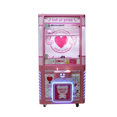 Cina Macchina premiata del gioco della bambola di forbici del giocattolo pazzo del taglio con la lingua inglese LCD dell'esposizione in vendita