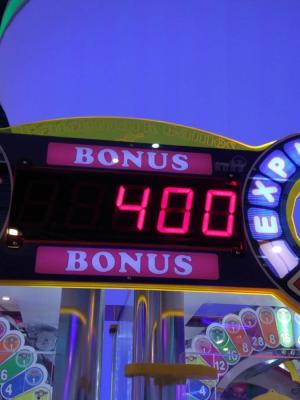 Cina Schiocco di lancio di divertimento macchine della palla del biglietto di una galleria di estinzione con una garanzia da 1 anno in vendita
