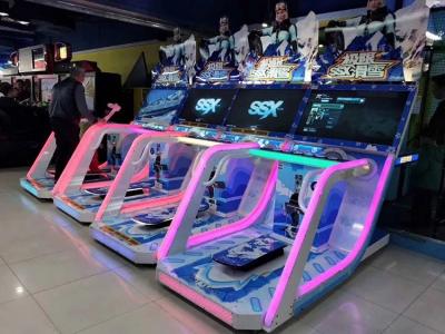 Cina 300W / macchina di video gioco a gettoni del simulatore dell'interno di corsa con gli sci 220V in vendita