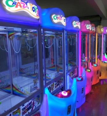 Cina Macchina pazza 220V W800*D850*H1950 millimetro del gioco di vendita del regalo dell'artiglio del giocattolo in vendita