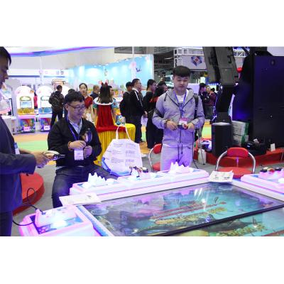 中国 現実的な3D射撃の捕獲物の魚は釣鉤の位置の調節を用いる賭ける機械を台に置きます 販売のため