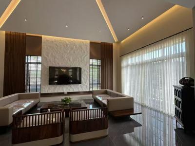 Cina Tende a mantovana in poliestere a doppio strato su misura pronte per il soggiorno in vendita