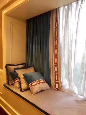 Cina Tende a mantovana in poliestere a doppio strato su misura pronte per il soggiorno in vendita