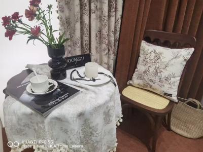 Cina Tende a mantovana in poliestere a doppio strato su misura pronte per il soggiorno in vendita