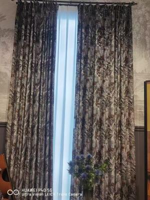 Cina Tende a mantovana in poliestere a doppio strato su misura pronte per il soggiorno in vendita