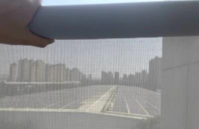 Cina Automatico a batteria azionato a motore blackout zebra persiane a rulli tende per Windows Zigbee APP in vendita