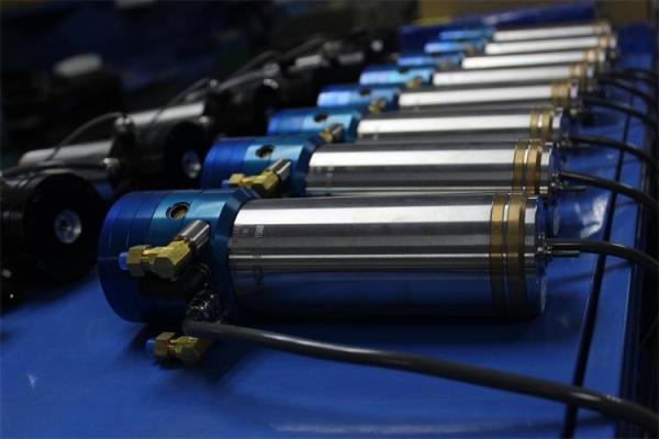 0.85KW 200000 RPM Precisione CNC Router / PCB motore di perforazione Fuso dinamico Run Out